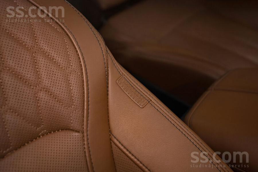 Black BMW X5 2023 in Tukums, with an engine capacity of 3.00 L and mileage of 99 thousand km for 69990 €, photo 15 on AUTOMOTO.COM.LV