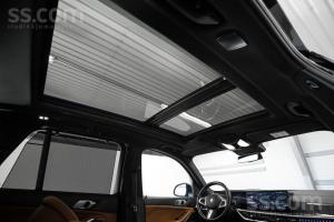 Black BMW X5 2023 in Tukums, with an engine capacity of 3.00 L and mileage of 99 thousand km for 69990 €, photo 18 on AUTOMOTO.COM.LV
