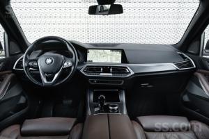 Черный БМВ Х5 2023 в Рига, объемом двигателя 3.00 л и пробегом 136 тыс. км за 37900 €, фото 7 на AUTOMOTO.COM.LV