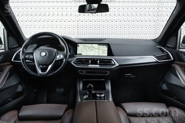 Melns BMW X5 2023 Rīga, ar dzinēja tilpumu 3.00 L un nobraukumu 136 tūkst. km par 37900 €, foto 7 vietnē AUTOMOTO.COM.LV