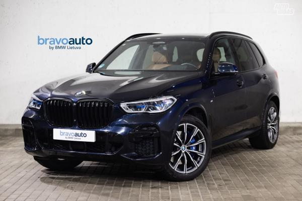 Melns BMW X5 2023 Viļņa, ar dzinēja tilpumu 3.00 L un nobraukumu 60 tūkst. km par 56491 €, foto 1 vietnē AUTOMOTO.COM.LV