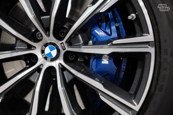 Melns BMW X5 2023 Viļņa, ar dzinēja tilpumu 3.00 L un nobraukumu 60 tūkst. km par 56491 €, foto 8 vietnē AUTOMOTO.COM.LV