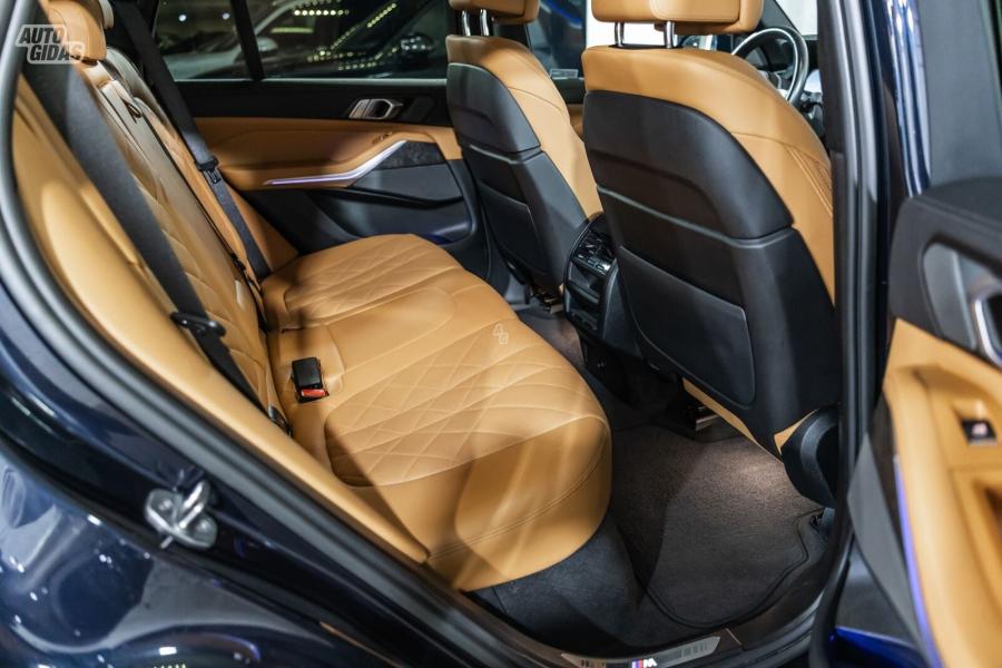 Black BMW X5 2023 in Vilnius, with an engine capacity of 3.00 L and mileage of 60 thousand km for 56491 €, photo 24 on AUTOMOTO.COM.LV