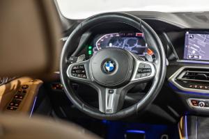 Black BMW X5 2023 in Vilnius, with an engine capacity of 3.00 L and mileage of 60 thousand km for 56491 €, photo 26 on AUTOMOTO.COM.LV