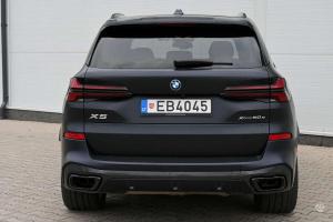Melns BMW X5 2024 Kretinga, ar dzinēja tilpumu 3.00 L un nobraukumu 76 tūkst. km par 74999 €, foto 11 vietnē AUTOMOTO.COM.LV