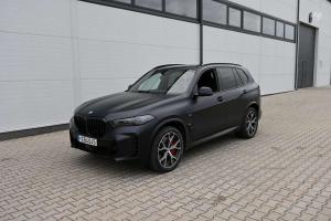 Melns BMW X5 2024 Kretinga, ar dzinēja tilpumu 3.00 L un nobraukumu 76 tūkst. km par 74999 €, foto 18 vietnē AUTOMOTO.COM.LV