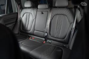 Black BMW X5 2024 in Kaunas, with an engine capacity of 3.00 L and mileage of 33 thousand km for 85474 €, photo 23 on AUTOMOTO.COM.LV