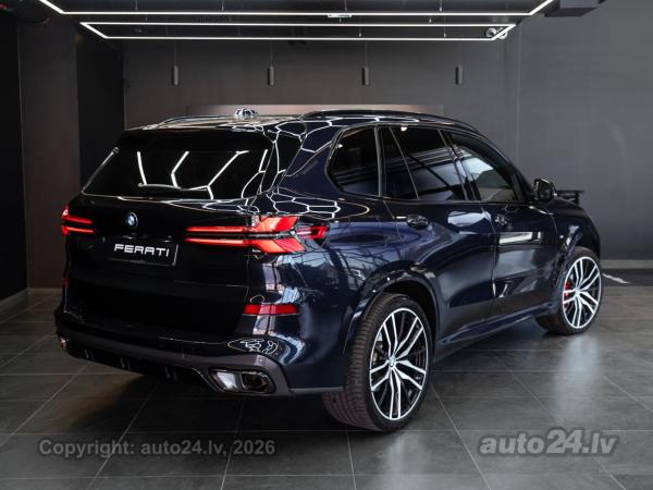 Melns BMW X5 2024 Tallina, ar dzinēja tilpumu 3.00 L un nobraukumu 45 tūkst. km par 85900 €, foto 2 vietnē AUTOMOTO.COM.LV