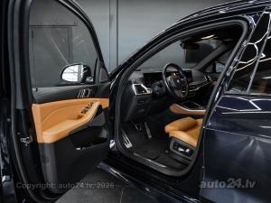 Черный БМВ Х5 2024 в Таллин, объемом двигателя 3.00 л и пробегом 45 тыс. км за 85900 €, фото 5 на AUTOMOTO.COM.LV