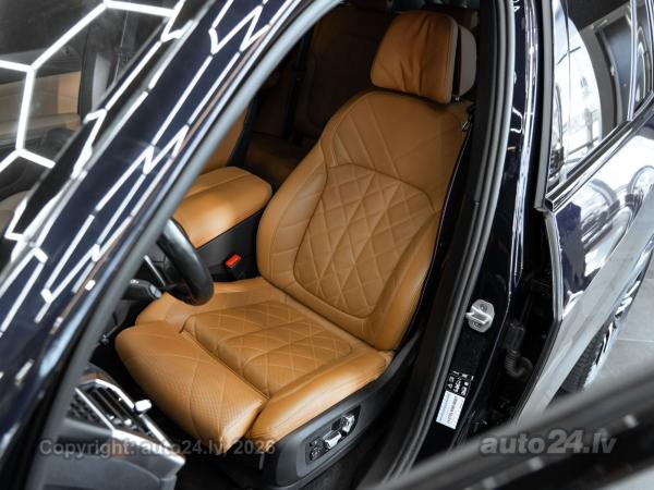 Melns BMW X5 2024 Tallina, ar dzinēja tilpumu 3.00 L un nobraukumu 45 tūkst. km par 85900 €, foto 5 vietnē AUTOMOTO.COM.LV