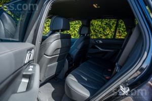 Black BMW X5 2024 in Riga, with an engine capacity of 3.00 L and mileage of 50 thousand km for 67500 €, photo 16 on AUTOMOTO.COM.LV