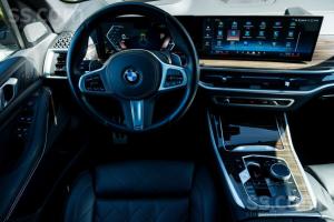 Black BMW X5 2024 in Riga, with an engine capacity of 3.00 L and mileage of 50 thousand km for 67500 €, photo 19 on AUTOMOTO.COM.LV