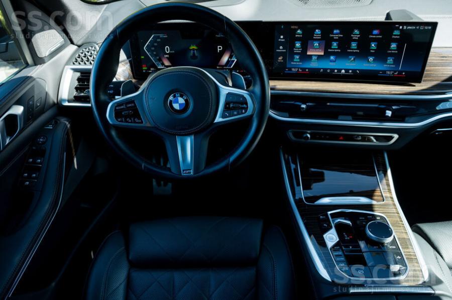 Black BMW X5 2024 in Riga, with an engine capacity of 3.00 L and mileage of 50 thousand km for 67500 €, photo 19 on AUTOMOTO.COM.LV