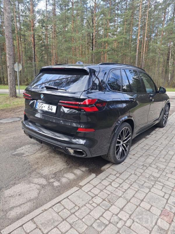 Черный БМВ Х5 2024 в Рига, объемом двигателя 3.00 л и пробегом 32 тыс. км за 79900 €, фото 5 на AUTOMOTO.COM.LV