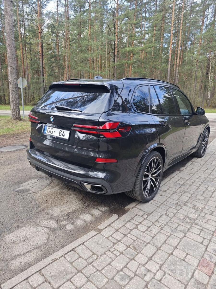 Melns BMW X5 2024 Rīga, ar dzinēja tilpumu 3.00 L un nobraukumu 32 tūkst. km par 79900 €, foto 6 vietnē AUTOMOTO.COM.LV
