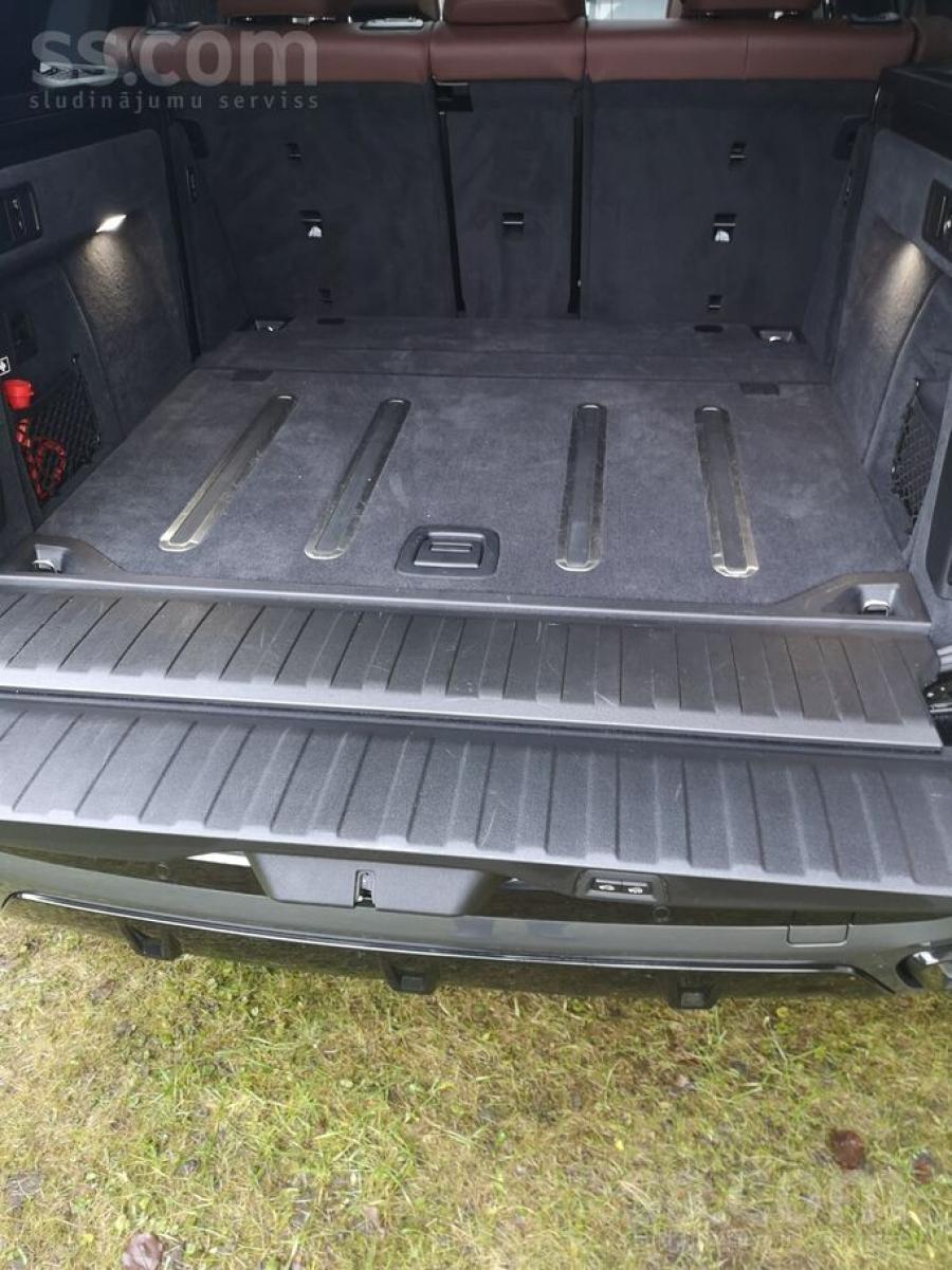 Melns BMW X5 2024 Rīga, ar dzinēja tilpumu 3.00 L un nobraukumu 32 tūkst. km par 79900 €, foto 8 vietnē AUTOMOTO.COM.LV