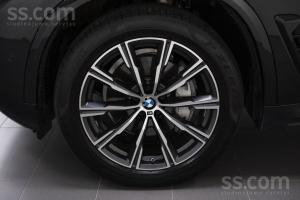 Melns BMW X5 2024 Rīga, ar dzinēja tilpumu 3.00 L un nobraukumu 71 tūkst. km par 69500 €, foto 15 vietnē AUTOMOTO.COM.LV
