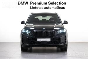 Black BMW X5 2024 in Riga, with an engine capacity of 3.00 L and mileage of 88 thousand km for 69500 €, photo 4 on AUTOMOTO.COM.LV