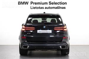 Black BMW X5 2024 in Riga, with an engine capacity of 3.00 L and mileage of 88 thousand km for 69500 €, photo 5 on AUTOMOTO.COM.LV