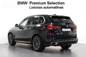Black BMW X5 2024 in Riga, with an engine capacity of 3.00 L and mileage of 88 thousand km for 69500 €, photo 16 on AUTOMOTO.COM.LV