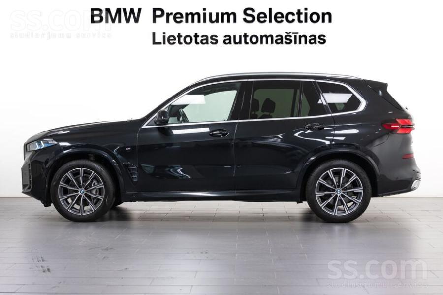 Melns BMW X5 2024 Rīga, ar dzinēja tilpumu 3.00 L un nobraukumu 64 tūkst. km par 69500 €, foto 11 vietnē AUTOMOTO.COM.LV
