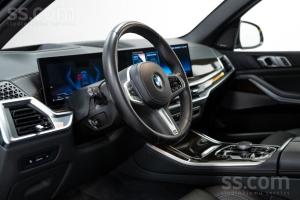 Melns BMW X5 2024 Rīga, ar dzinēja tilpumu 3.00 L un nobraukumu 64 tūkst. km par 69500 €, foto 12 vietnē AUTOMOTO.COM.LV
