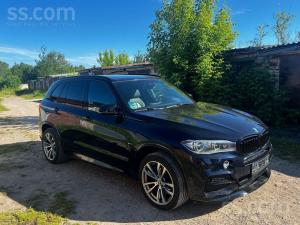 Melns BMW X5 2025 Daugavpils, ar dzinēja tilpumu 3.00 L un nobraukumu 211 tūkst. km par 30000 €, foto 1 vietnē AUTOMOTO.COM.LV
