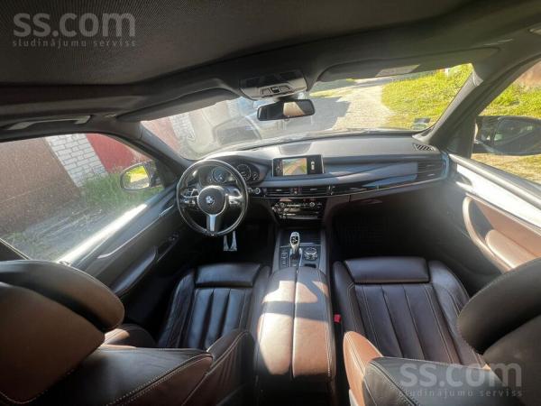 Melns BMW X5 2025 Daugavpils, ar dzinēja tilpumu 3.00 L un nobraukumu 211 tūkst. km par 30000 €, foto 8 vietnē AUTOMOTO.COM.LV