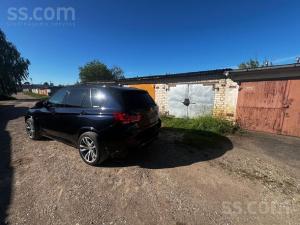 Melns BMW X5 2025 Daugavpils, ar dzinēja tilpumu 3.00 L un nobraukumu 211 tūkst. km par 30000 €, foto 9 vietnē AUTOMOTO.COM.LV