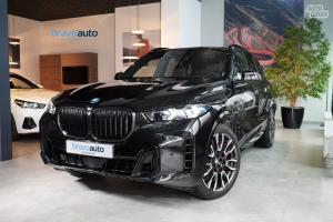 Melns BMW X5 2025 Kauņa, ar dzinēja tilpumu 3.00 L un nobraukumu 8 tūkst. km par 93772 €, foto  vietnē AUTOMOTO.COM.LV