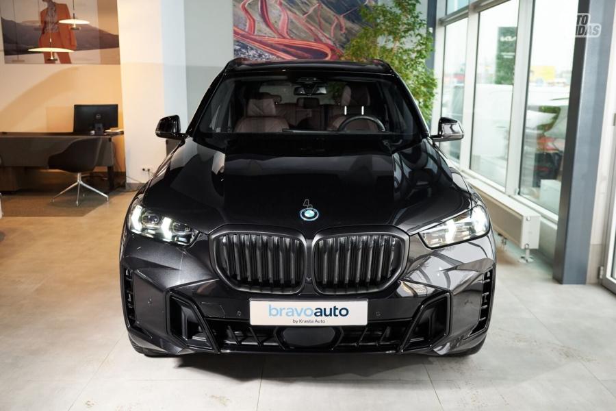 Black BMW X5 2025 in Kaunas, with an engine capacity of 3.00 L and mileage of 8 thousand km for 88774 €, photo 2 on AUTOMOTO.COM.LV