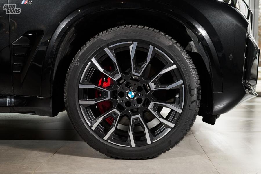 Black BMW X5 2025 in Kaunas, with an engine capacity of 3.00 L and mileage of 8 thousand km for 88774 €, photo 24 on AUTOMOTO.COM.LV