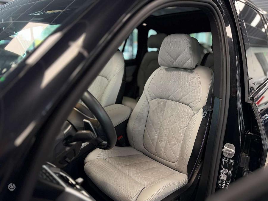 Melns BMW X5 2025 Klaipėda, ar dzinēja tilpumu 2.99 L un nobraukumu 20 tūkst. km par 94950 €, foto 15 vietnē AUTOMOTO.COM.LV
