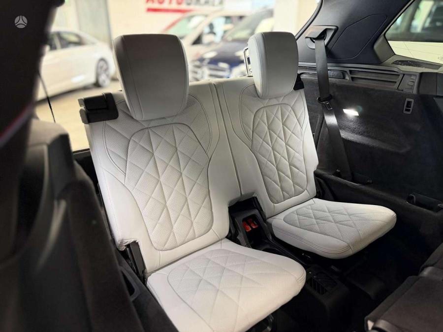 Melns BMW X5 2025 Klaipėda, ar dzinēja tilpumu 2.99 L un nobraukumu 20 tūkst. km par 94950 €, foto 23 vietnē AUTOMOTO.COM.LV