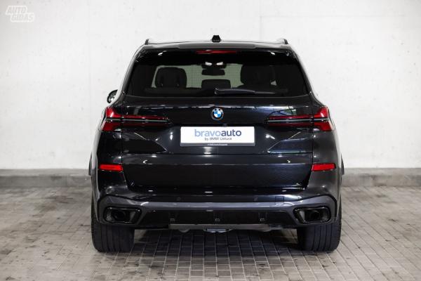 Black BMW X5 2025 in Vilnius, with an engine capacity of 3.00 L and mileage of 22 thousand km for 81991 €, photo 11 on AUTOMOTO.COM.LV