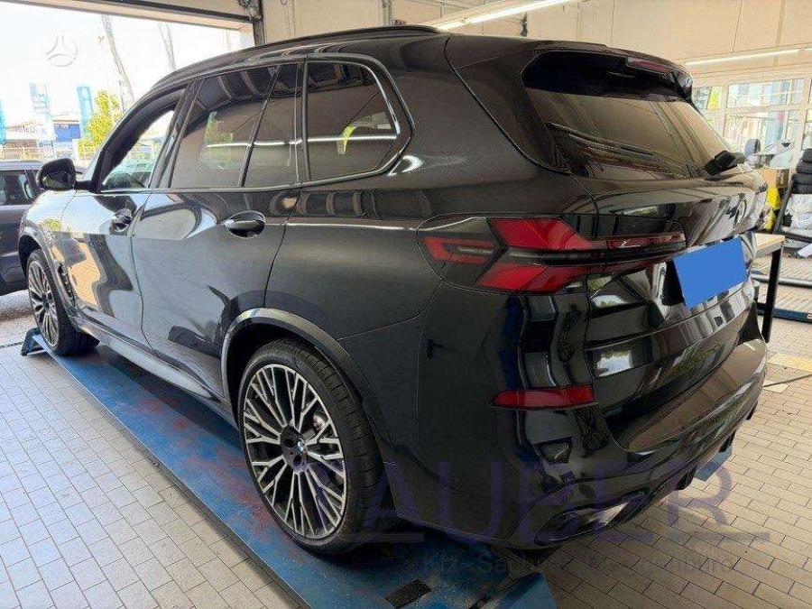 Black BMW X5 2026 in Klaipeda, with an engine capacity of 2.99 L and mileage of 1 thousand km for 57500 €, photo 5 on AUTOMOTO.COM.LV