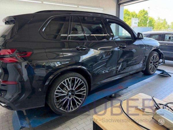 Black BMW X5 2026 in Klaipeda, with an engine capacity of 2.99 L and mileage of 1 thousand km for 57500 €, photo 6 on AUTOMOTO.COM.LV