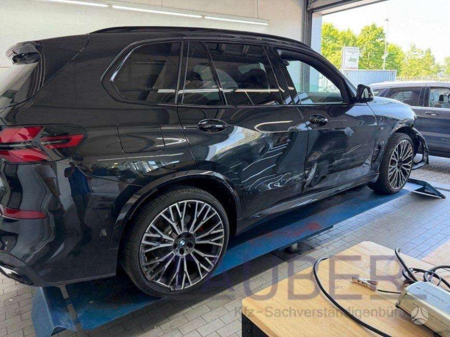 Black BMW X5 2026 in Klaipeda, with an engine capacity of 2.99 L and mileage of 1 thousand km for 57500 €, photo 7 on AUTOMOTO.COM.LV