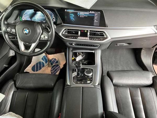 Black BMW X5 2026 in Vilnius, with an engine capacity of 3.00 L and mileage of 141 thousand km for 43490 €, photo 6 on AUTOMOTO.COM.LV