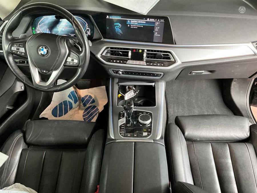 Black BMW X5 2026 in Vilnius, with an engine capacity of 3.00 L and mileage of 141 thousand km for 42490 €, photo 7 on AUTOMOTO.COM.LV