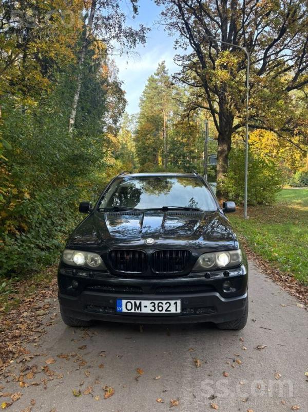 Черный БМВ Х5 2005 в Тукумс, объемом двигателя 3.00 л и пробегом 503 тыс. км за 3500 €, фото 1 на AUTOMOTO.COM.LV