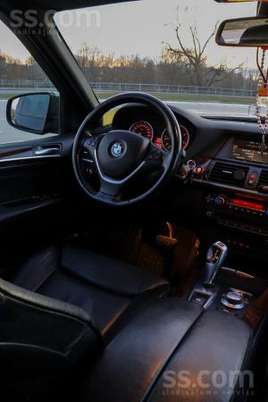 Melns BMW X5 2007 Rēzekne, ar dzinēja tilpumu 3.00 L un nobraukumu 0 tūkst. km par 6900 €, foto 5 vietnē AUTOMOTO.COM.LV