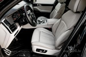 Melns BMW X5 2019 Pērnava, ar dzinēja tilpumu 3.00 L un nobraukumu 228 tūkst. km par 36900 €, foto 11 vietnē AUTOMOTO.COM.LV