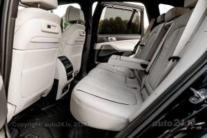 Melns BMW X5 2019 Pērnava, ar dzinēja tilpumu 3.00 L un nobraukumu 228 tūkst. km par 36900 €, foto 16 vietnē AUTOMOTO.COM.LV