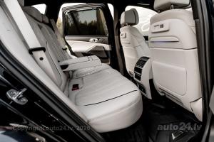 Melns BMW X5 2019 Pērnava, ar dzinēja tilpumu 3.00 L un nobraukumu 228 tūkst. km par 36900 €, foto 17 vietnē AUTOMOTO.COM.LV