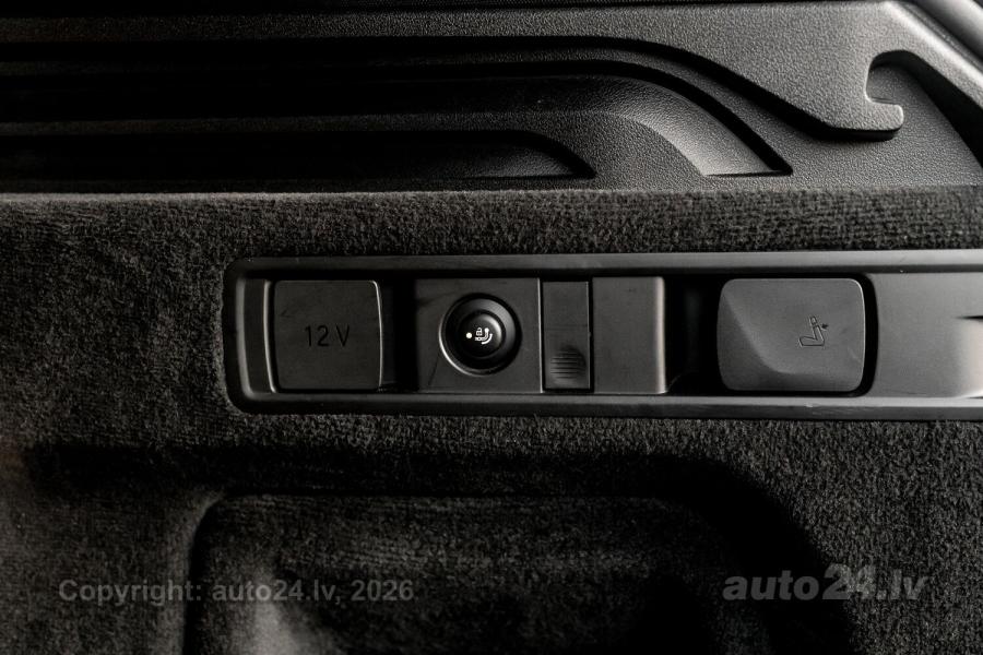 Melns BMW X5 2019 Pērnava, ar dzinēja tilpumu 3.00 L un nobraukumu 228 tūkst. km par 36900 €, foto 24 vietnē AUTOMOTO.COM.LV