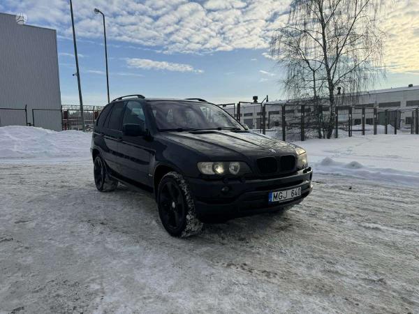 Melns BMW X5 2002 Viļņa, ar dzinēja tilpumu 2.93 L un nobraukumu 300 tūkst. km par 3500 €, foto 7 vietnē AUTOMOTO.COM.LV