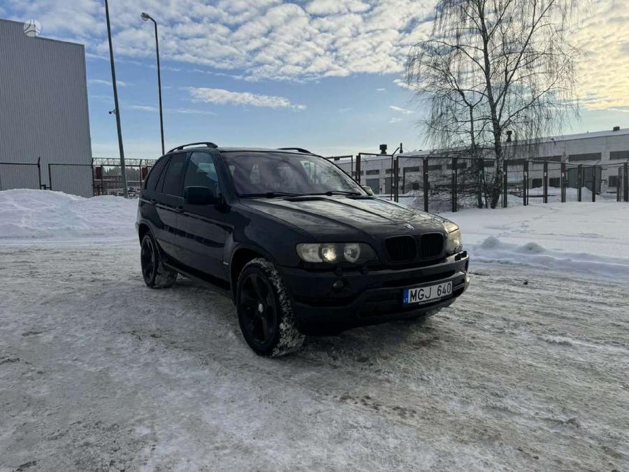 Melns BMW X5 2002 Viļņa, ar dzinēja tilpumu 2.93 L un nobraukumu 300 tūkst. km par 3500 €, foto 7 vietnē AUTOMOTO.COM.LV
