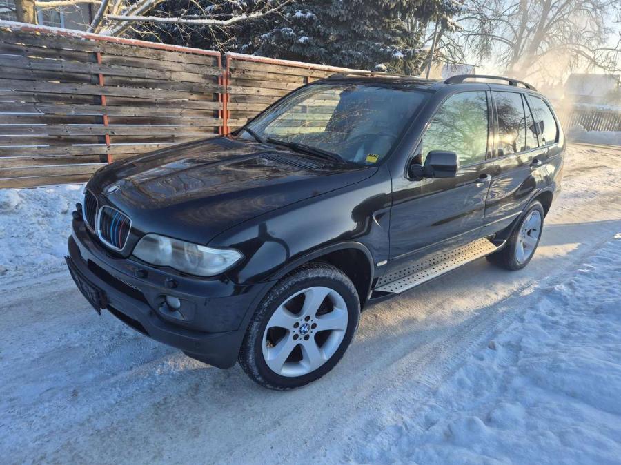 Black BMW X5 2005 in Kaunas, with an engine capacity of 3.00 L and mileage of 299 thousand km for 3999 €, photo 1 on AUTOMOTO.COM.LV