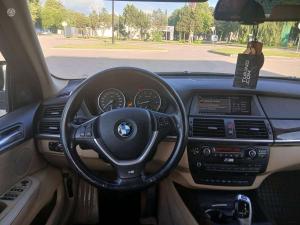 Black BMW X5 2007 in Alytus, with an engine capacity of 4.80 L and mileage of 336 thousand km for 5750 €, photo 6 on AUTOMOTO.COM.LV